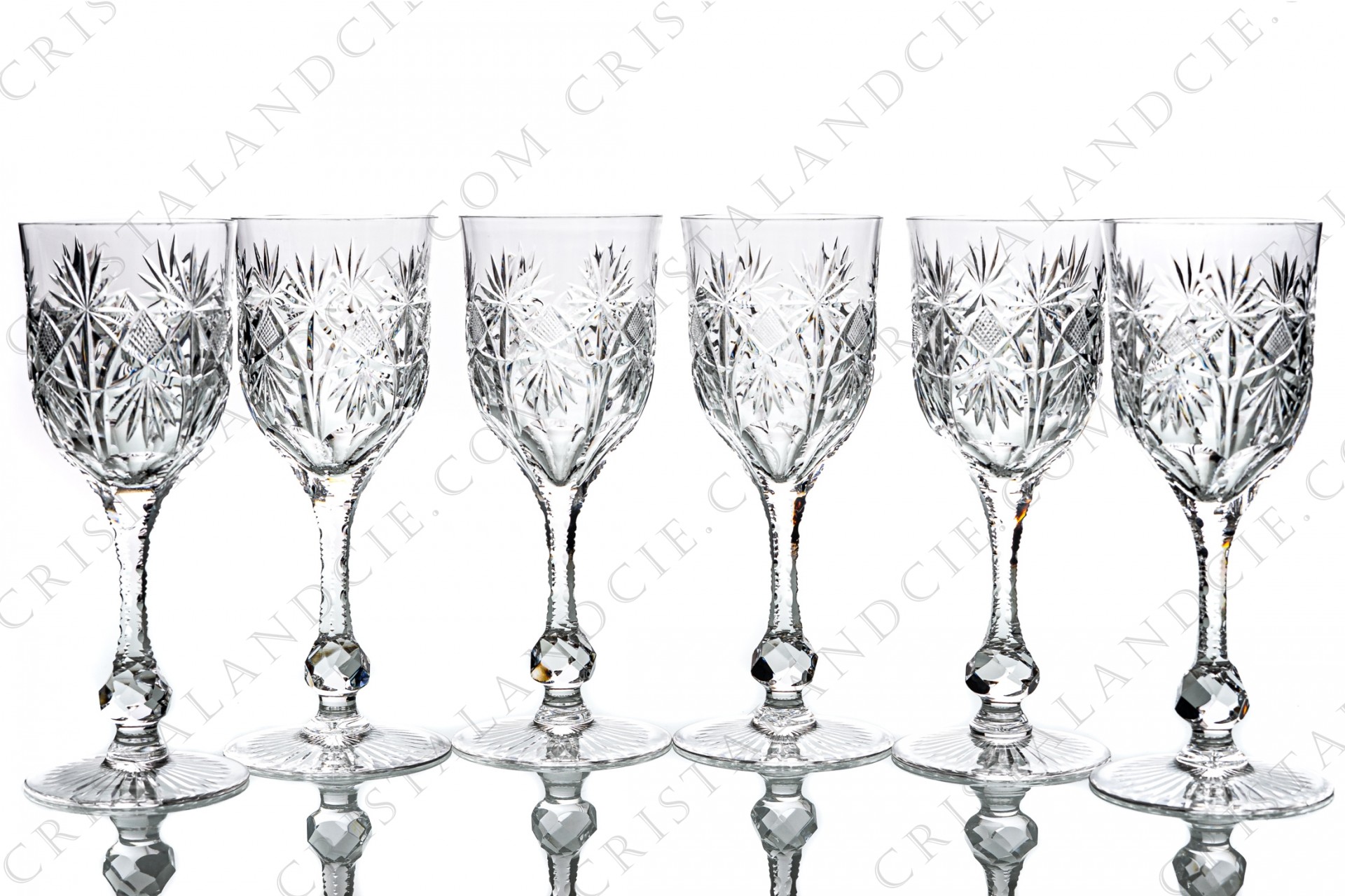 Six verres à vin n°3 Cosmos par Saint-Louis